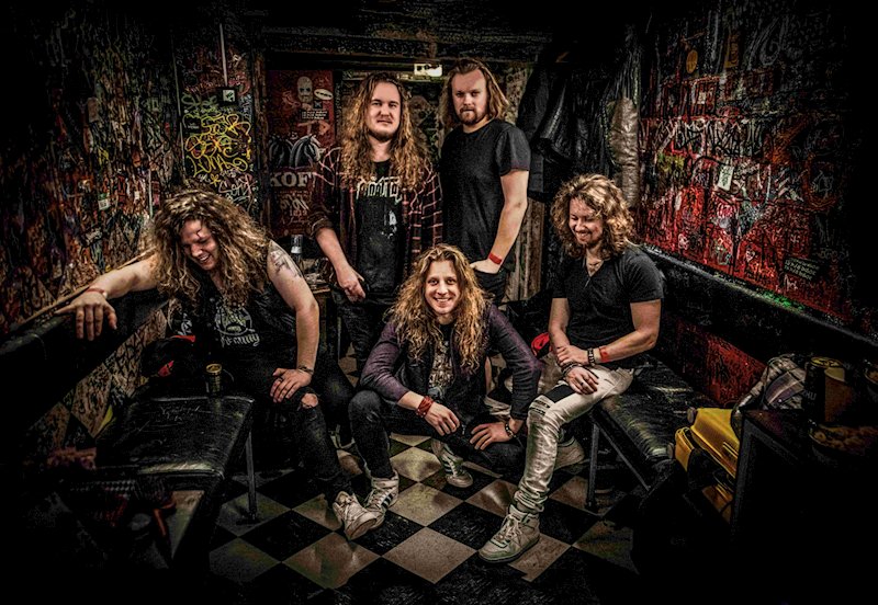 TEMPLE BALLS presentan su nuevo single “Tokyo Love”, adelanto de su ...