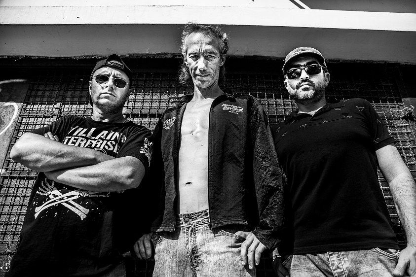 SHADOW REBELS presenta “Black & White Times”, un viaje emocional entre ...