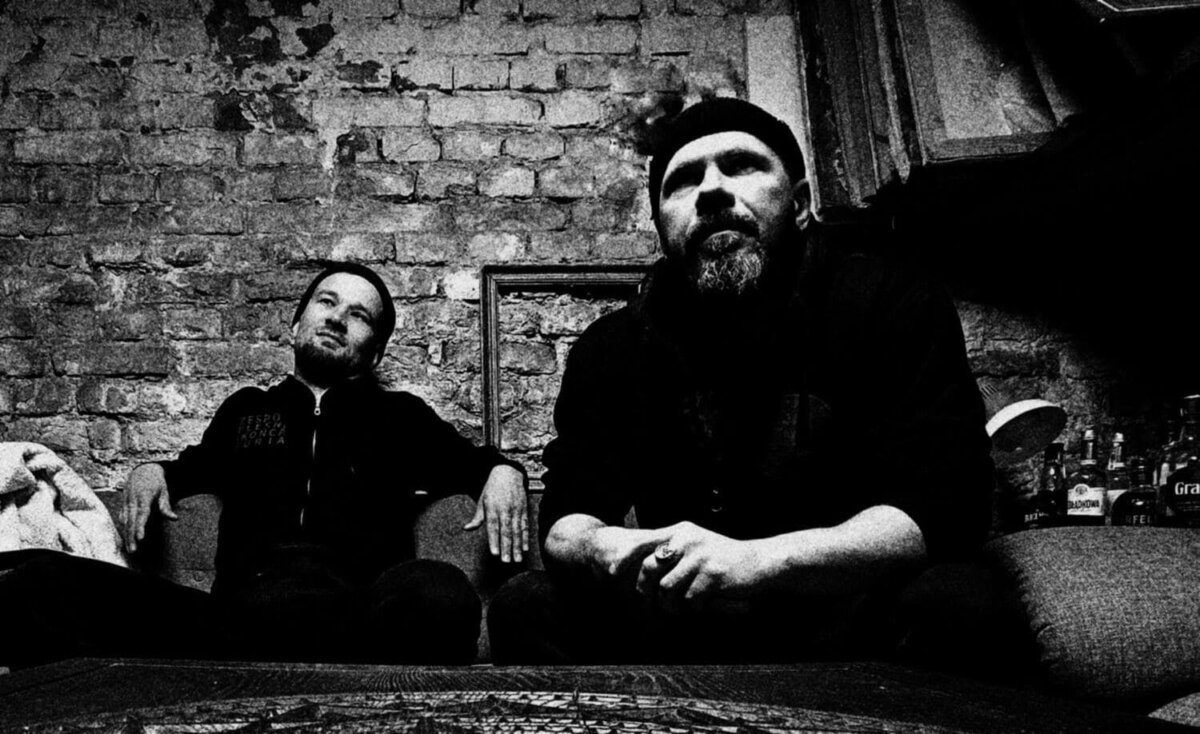 HAKLA el dúo polaco anuncia "Pieśni Końca", un ritual sonoro que marca ...